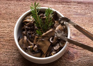 Cooking with Ischnoderma Resinosum, The Resinous Polypore