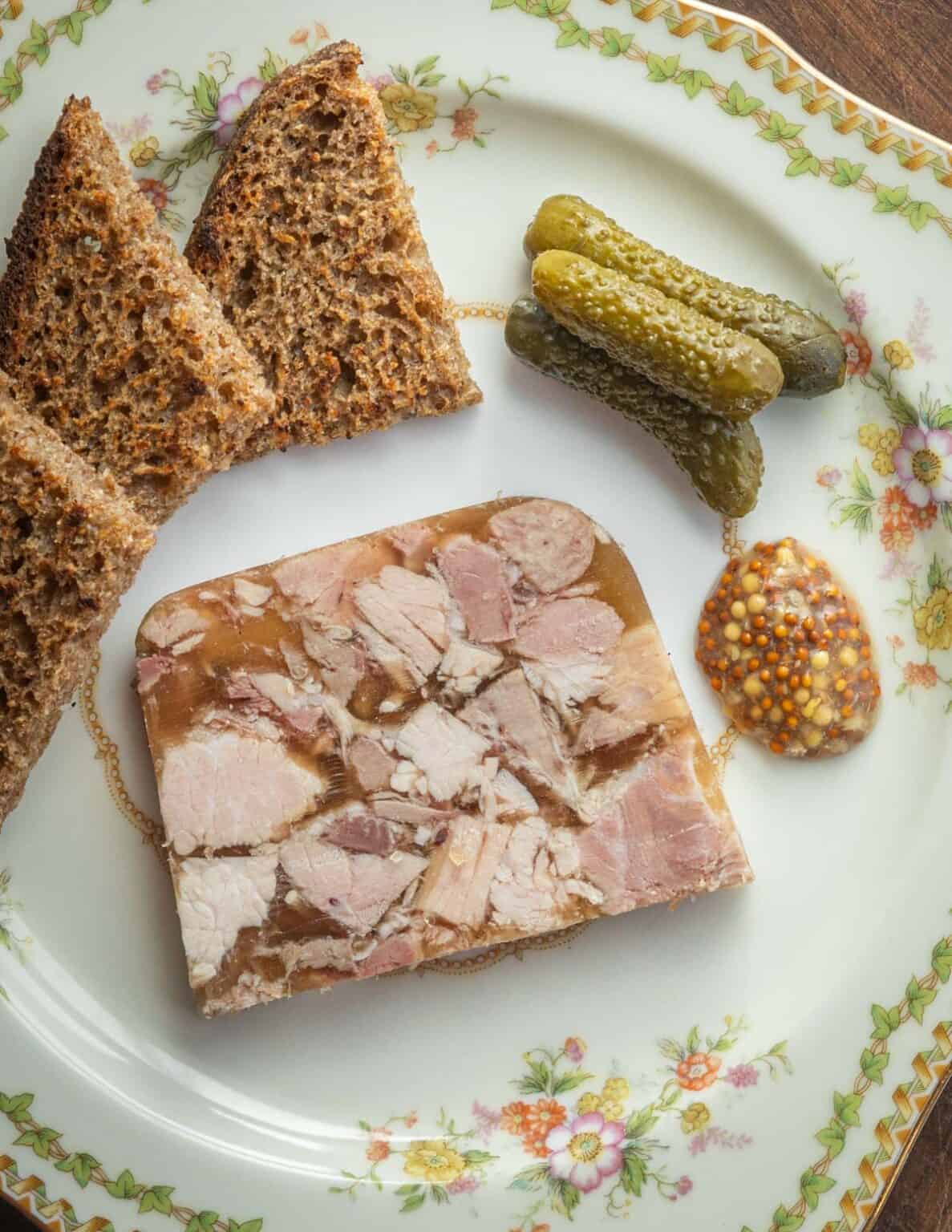Classic Pork / Hogs Headcheese Recipe (Fromage de Tête)