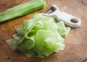 What is Celtuce or Stem Lettuce and How to Cook It.
