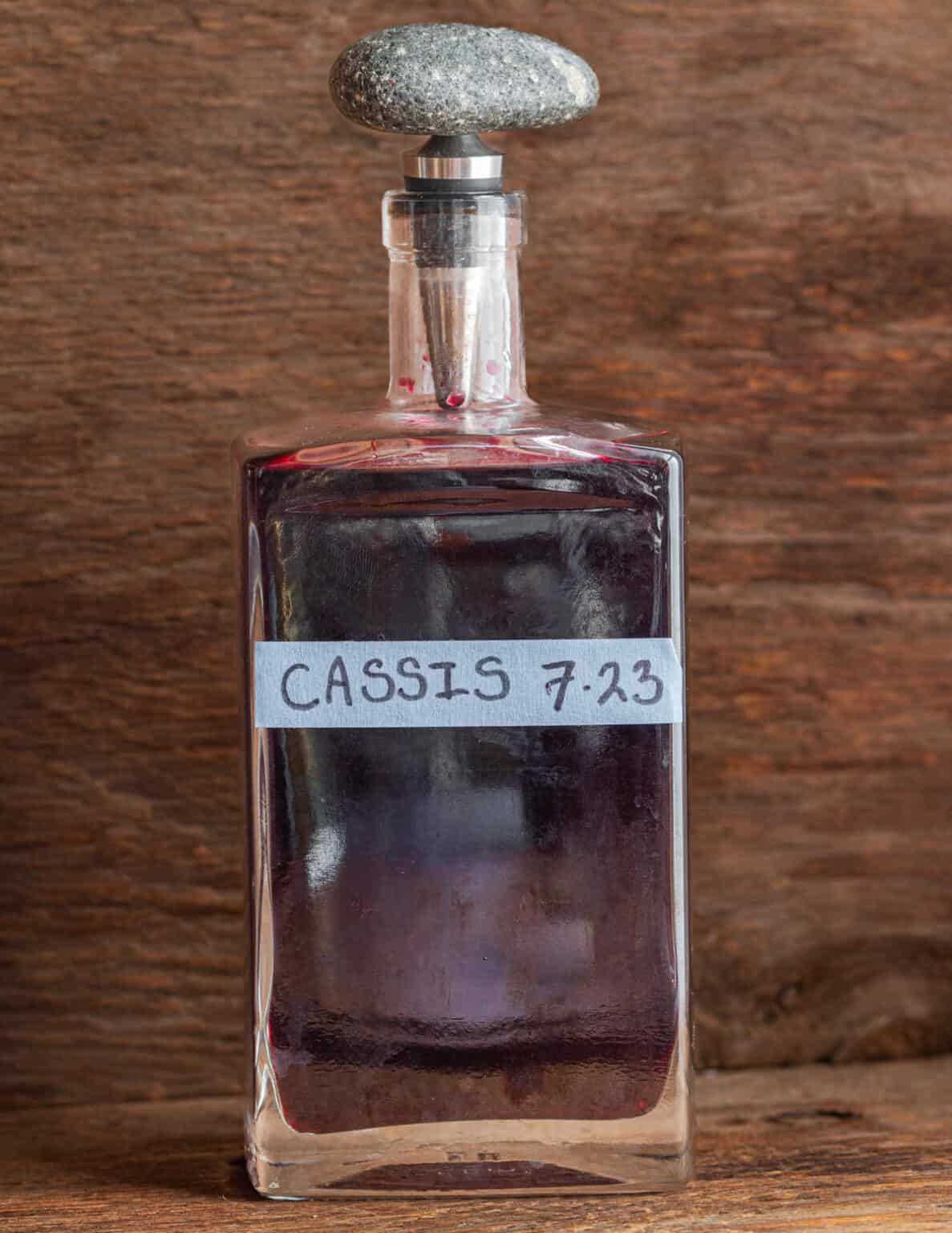 Crème de Cassis: The Blackcurrant Liqueur - Forager | Chef