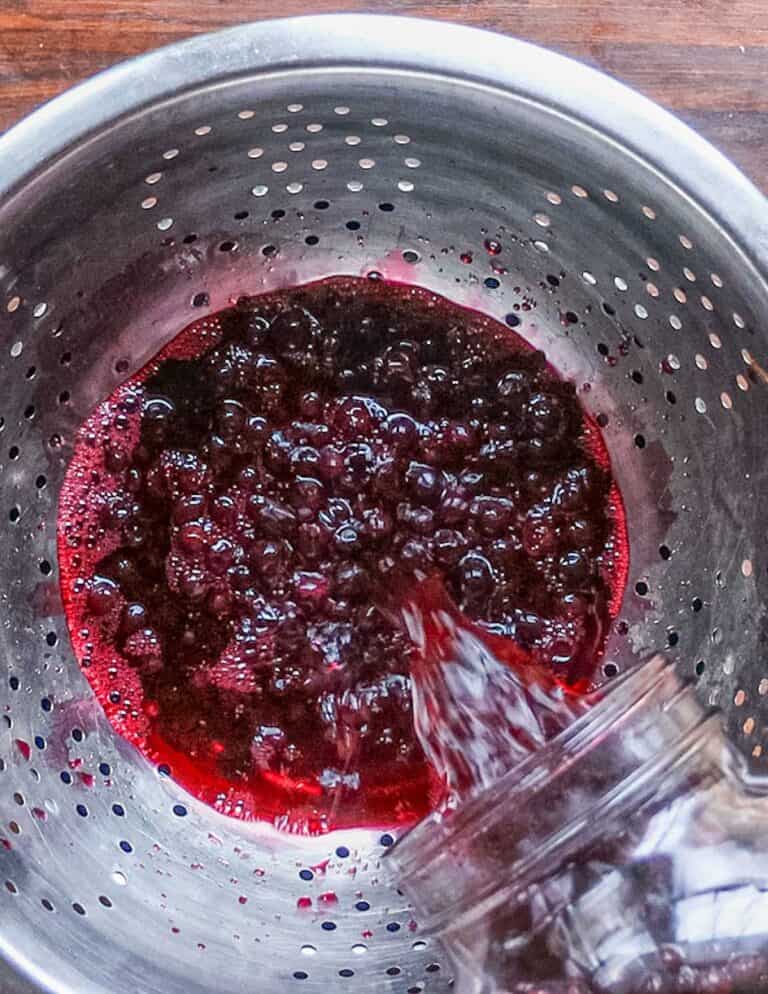 Crème de Cassis: The Blackcurrant Liqueur - Forager | Chef