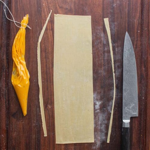 Caramelle: Candy-Shaped Pasta With Squash Filling (Recipe)