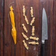 Caramelle: Candy-Shaped Pasta With Squash Filling (Recipe)