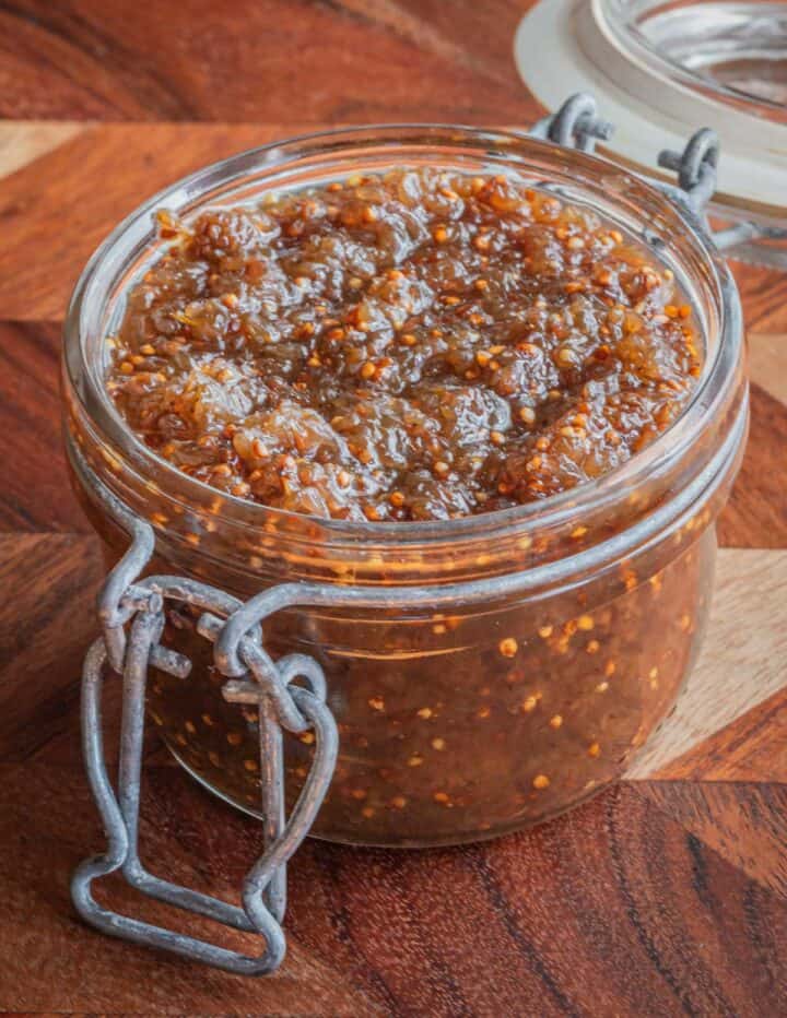 Easy White Mulberry Jam Recipe (Low Sugar, No Pectin)