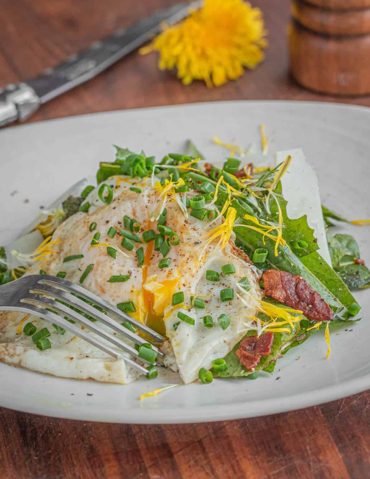 French Dandelion Salad With Bacon Salade De Pissenlits Forager Chef