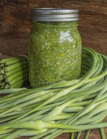 Cooking with Garlic Scapes: Recipes, Preparation & More - Forager | Chef